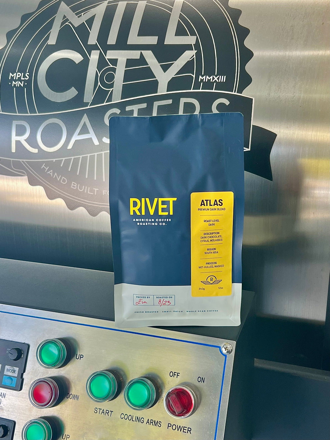 Atlas Premium Dark Roast Blend – RIVET Coffee